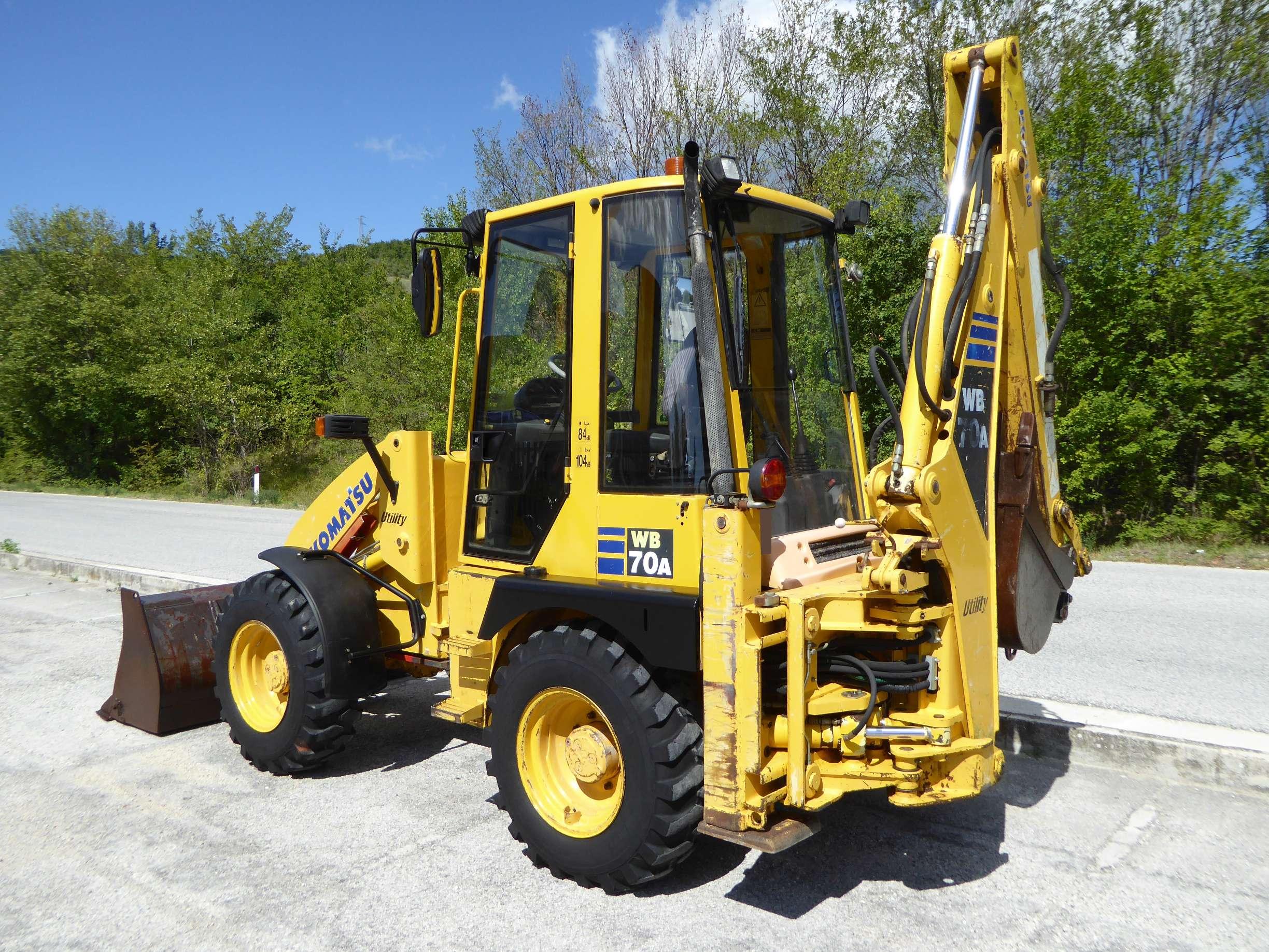 Komatsu WB 70 A | Baggerlader | Piccinini Macchine