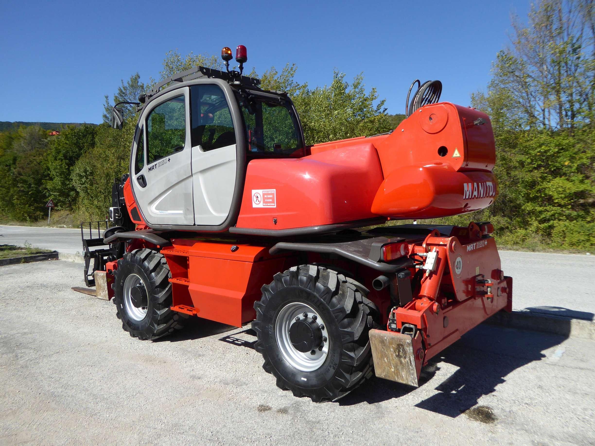 Manitou MRT 2150 PRIVILEGE | Rotating Telescopic Handler | Piccinini ...