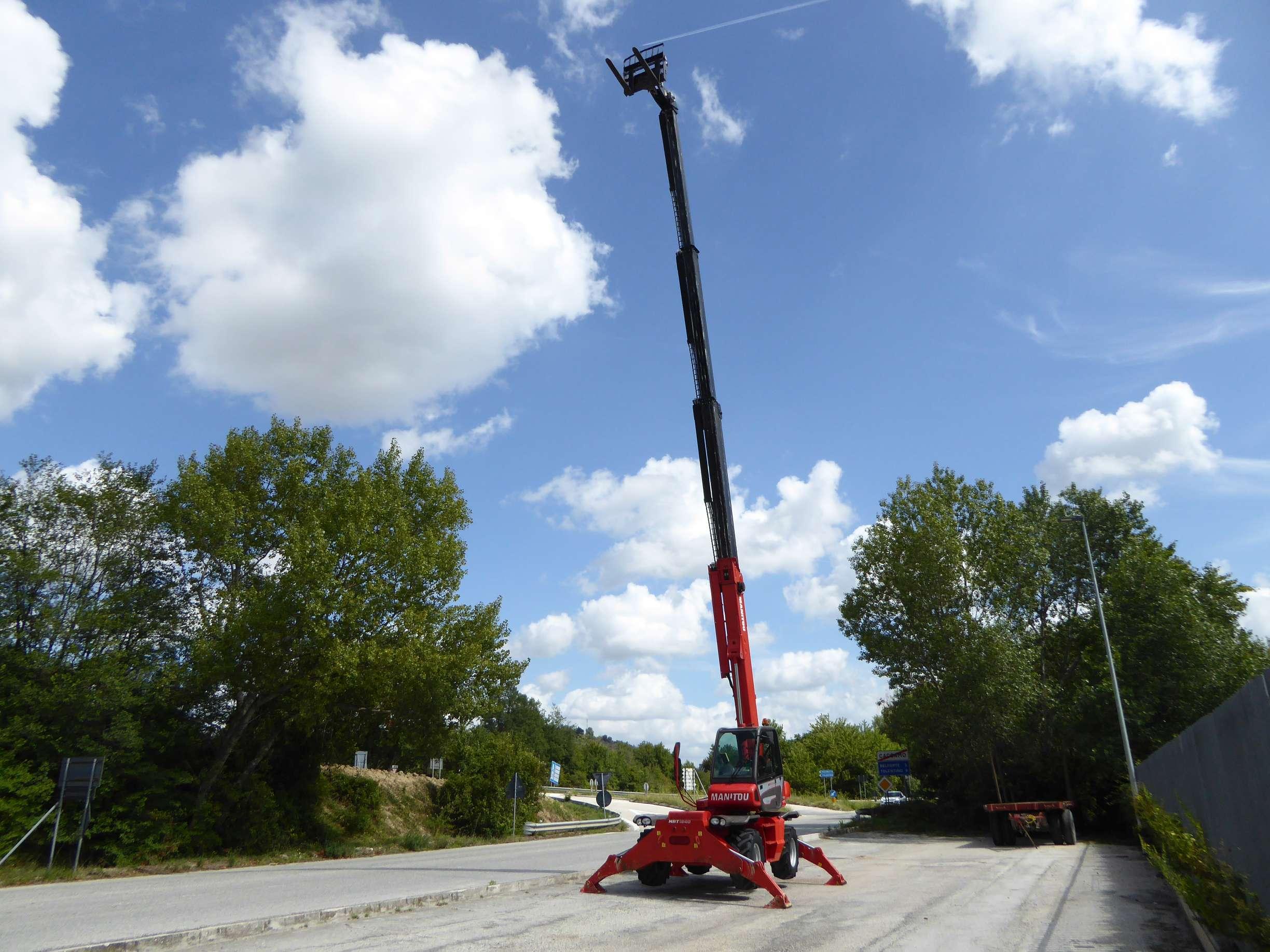 Manitou MRT 1840 EASY | Rotating Telescopic Handler | Piccinini Macchine