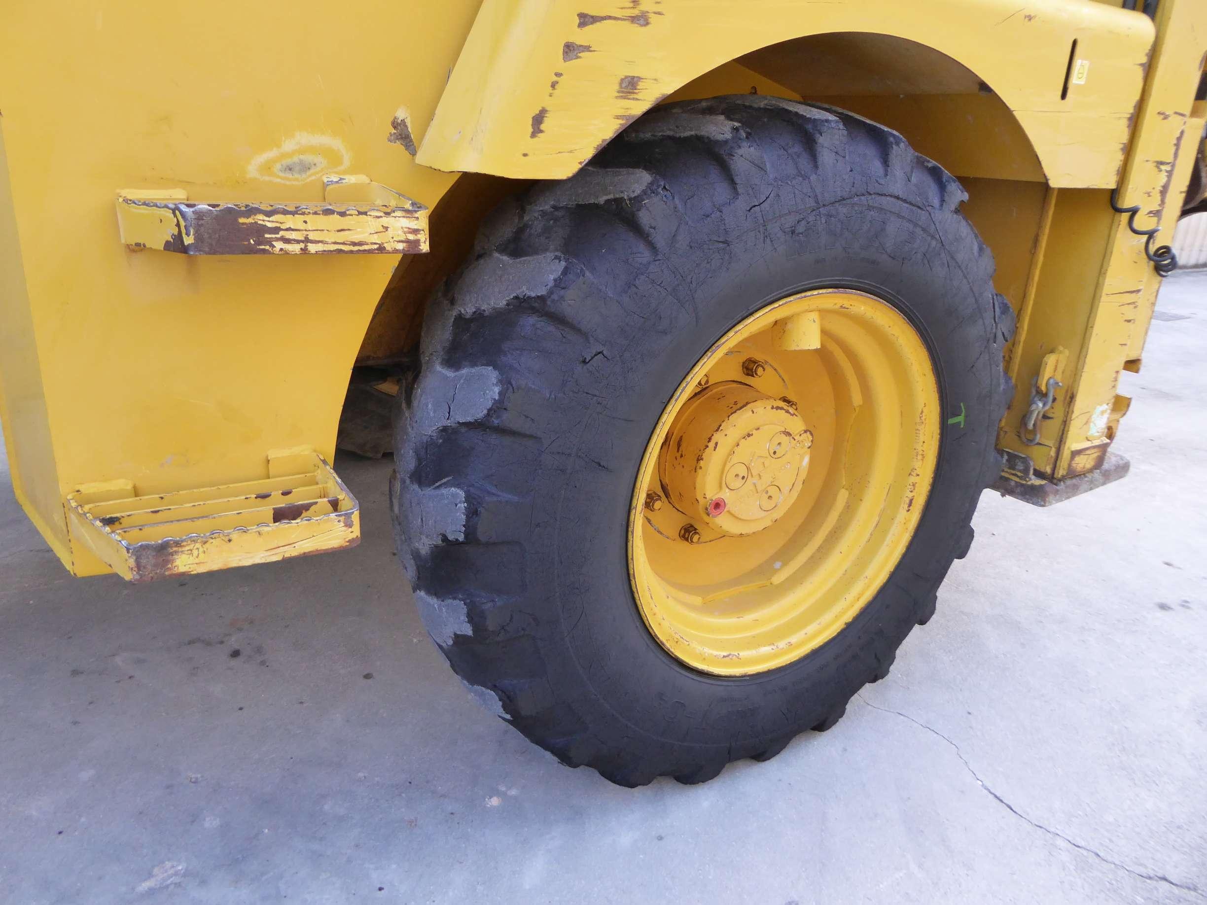 Komatsu WB 70 A | Backhoe loader | Piccinini Macchine