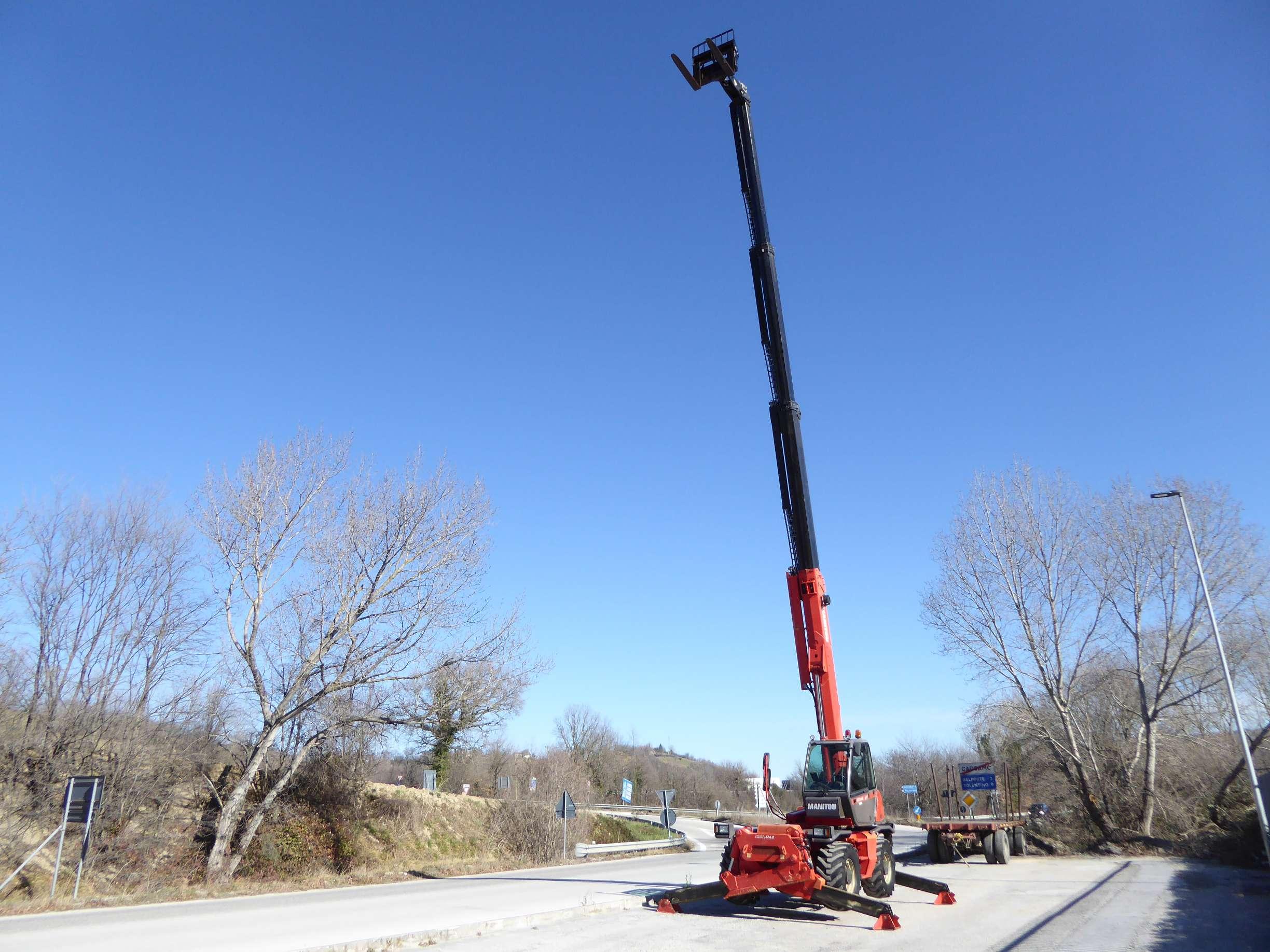 Manitou MRT 1742 MS | Rotating Telescopic Handler | Piccinini Macchine