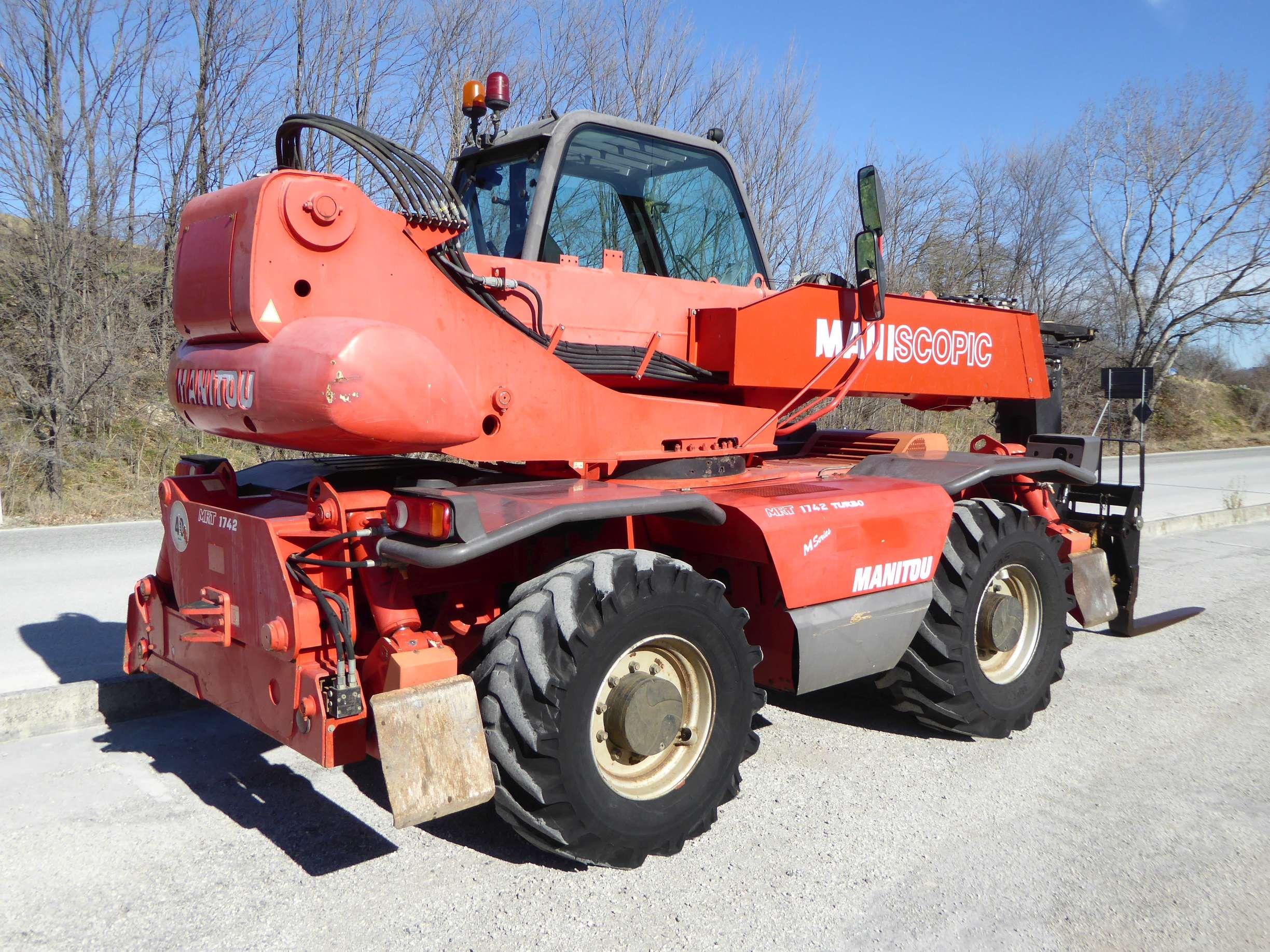 Manitou MRT 1742 MS | Rotating Telescopic Handler | Piccinini Macchine