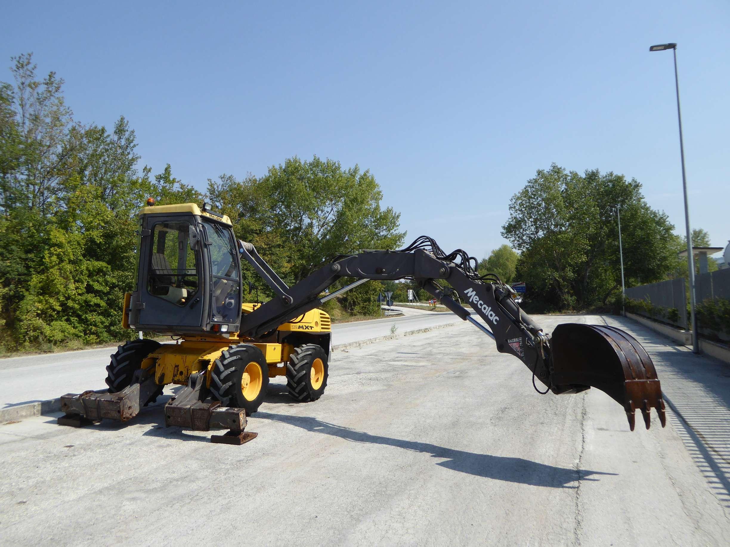 Mecalac 12 MXT | Pelle sur pneus | Piccinini Macchine