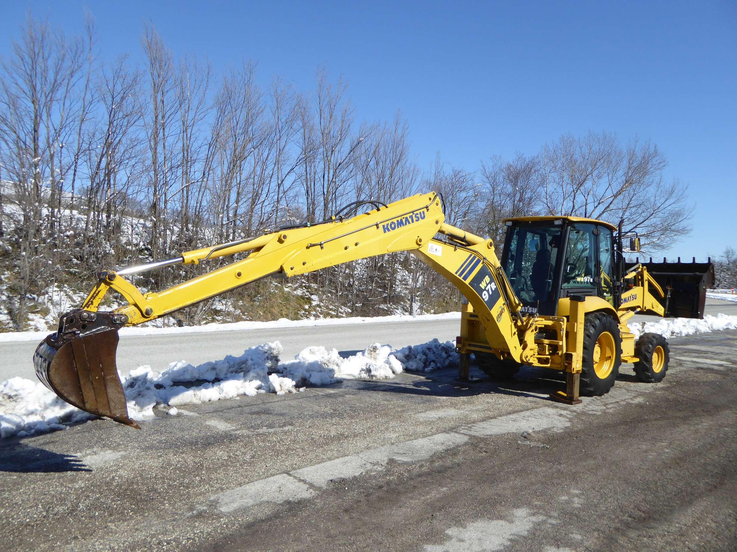 Komatsu WB 97 R | Backhoe loader | Piccinini Macchine
