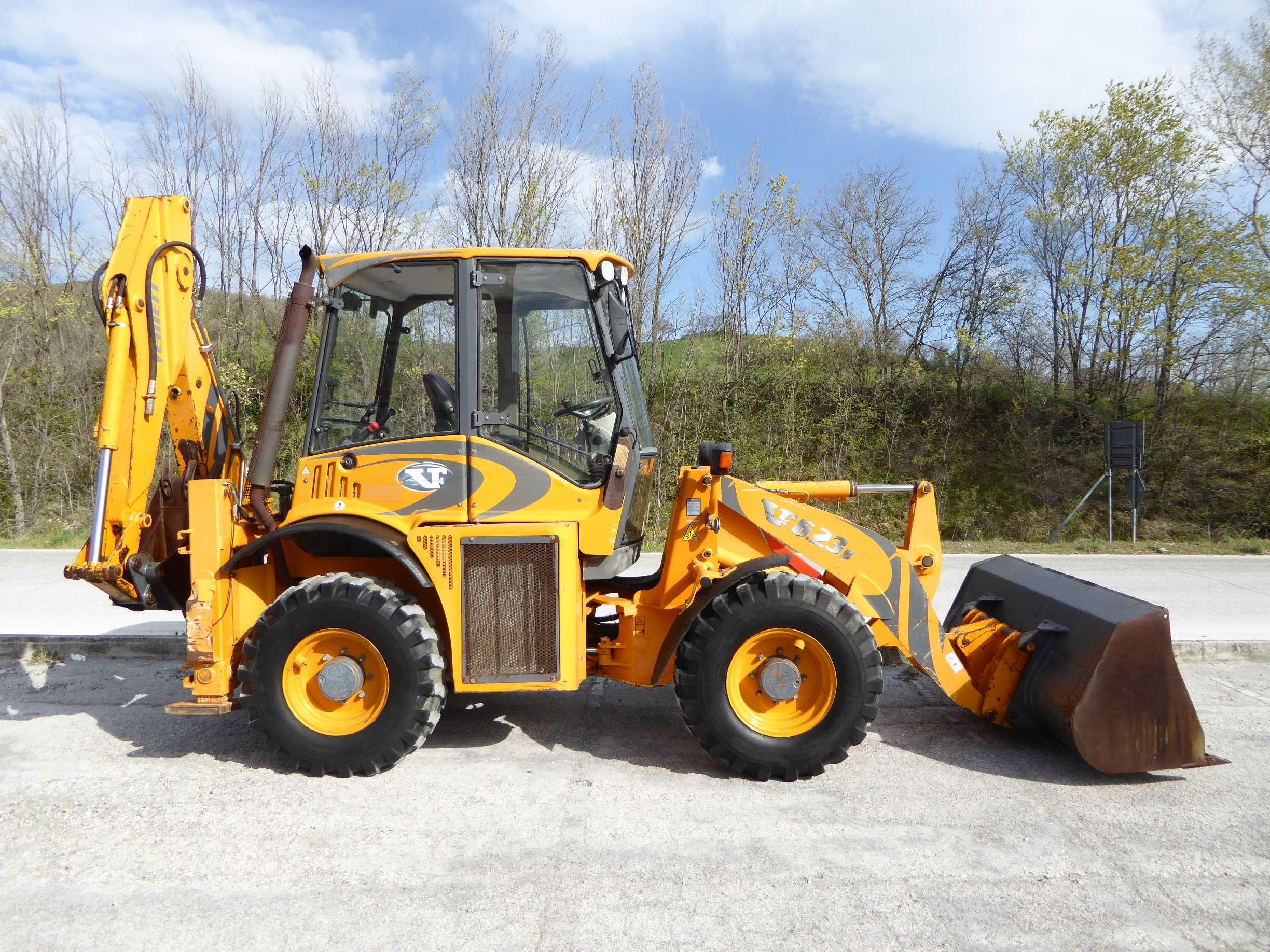 Venieri VF 6.23 B | Backhoe loader | Piccinini Macchine