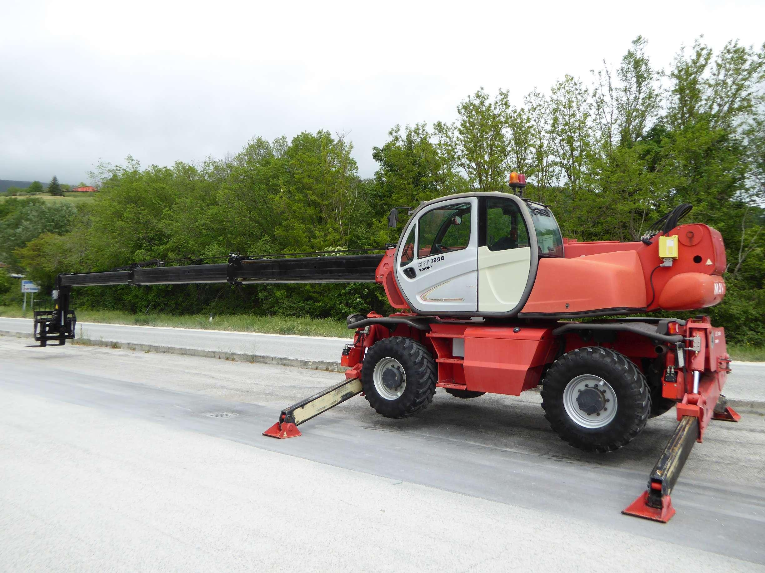 Manitou MRT 1850 Turbo Privilege | Chariot Télescopique Rotatif ...