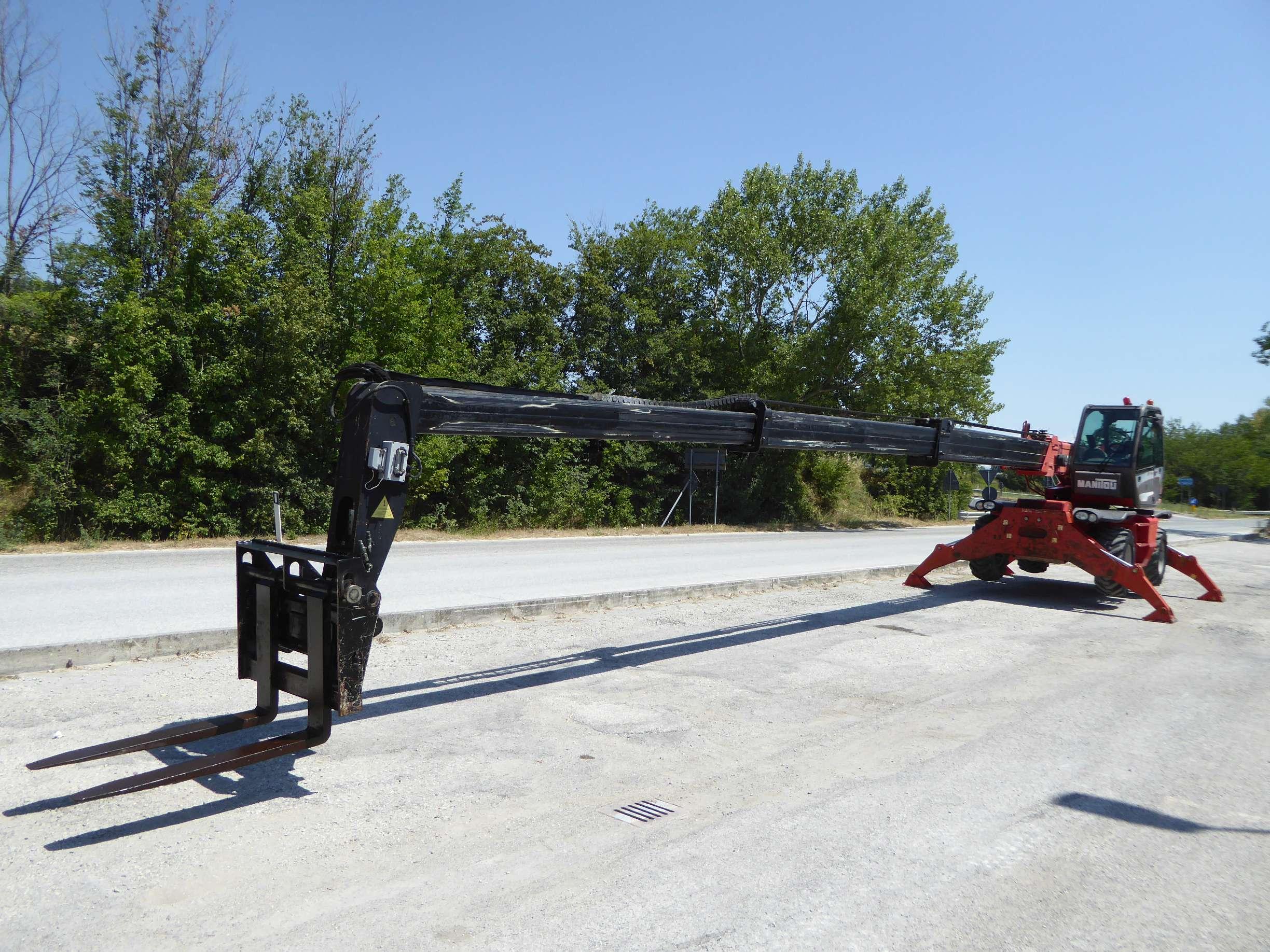 Manitou MRT 1840 EASY | Rotating Telescopic Handler | Piccinini Macchine