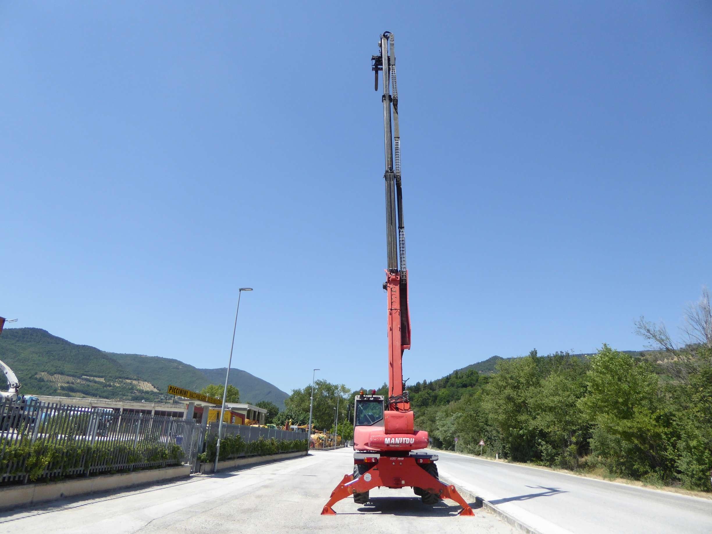 Manitou MRT 1840 EASY | Rotating Telescopic Handler | Piccinini Macchine