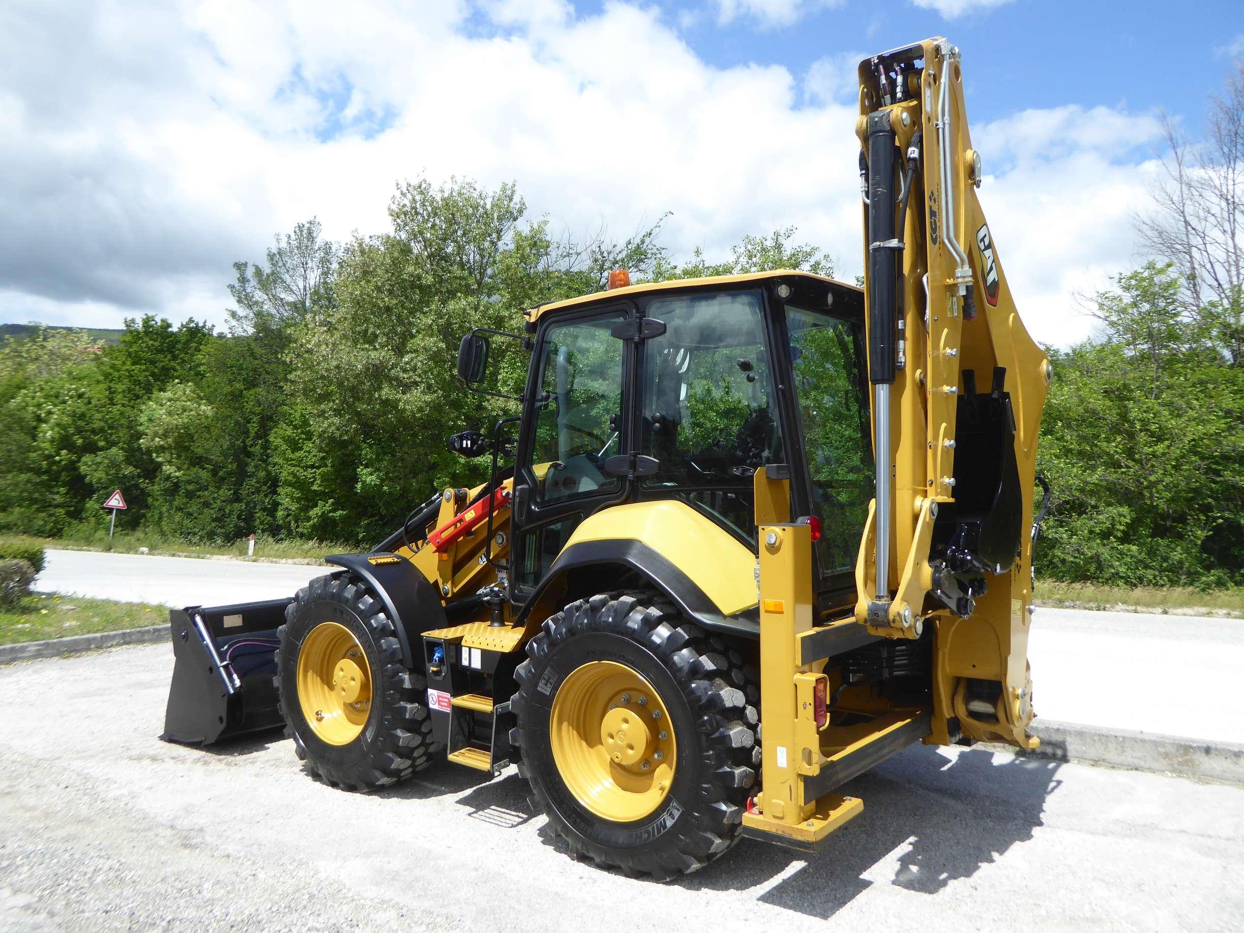 Caterpillar 444 | Backhoe loader | Piccinini Macchine