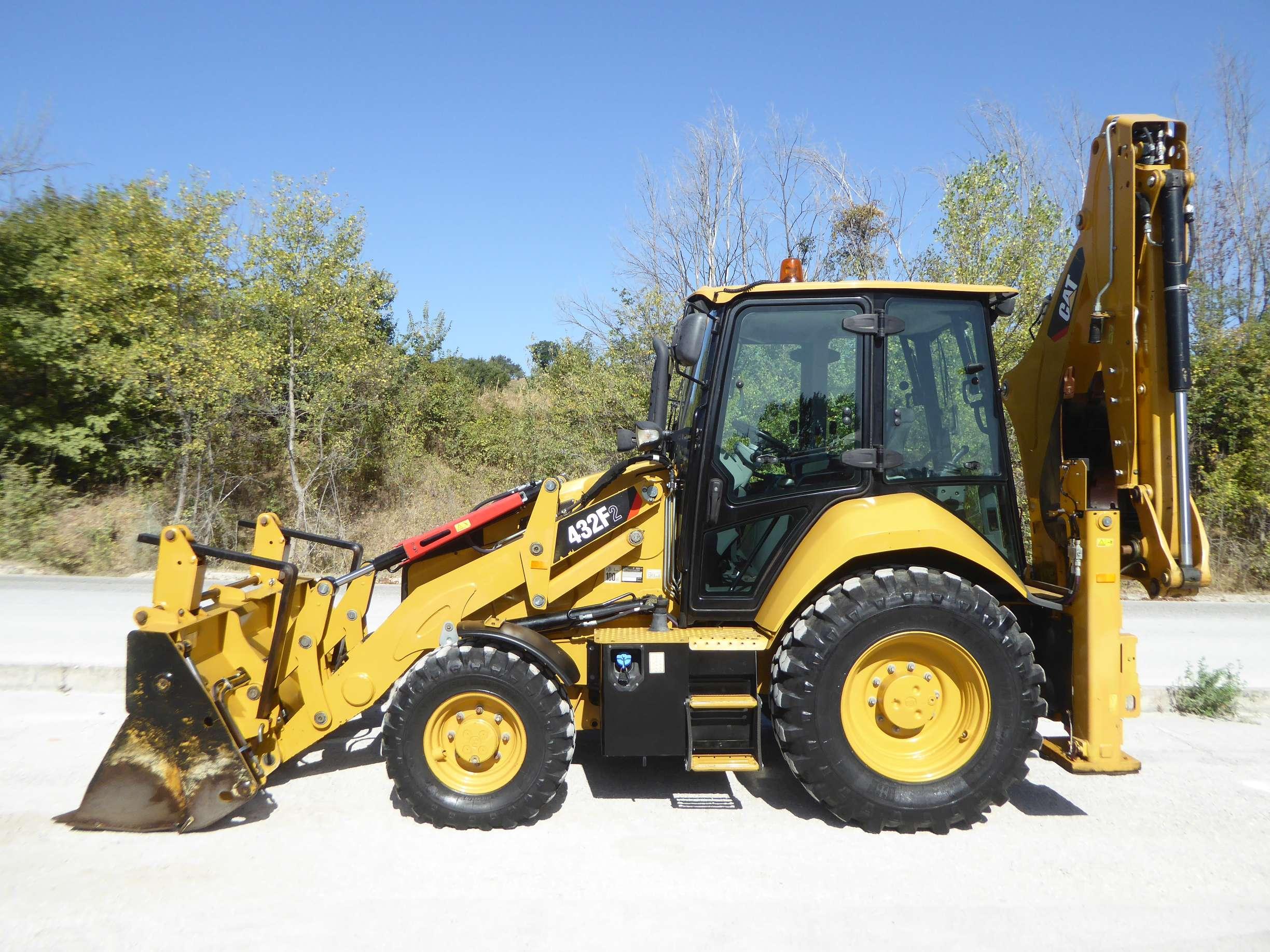 Caterpillar 432 F2 | Backhoe loader | Piccinini Macchine