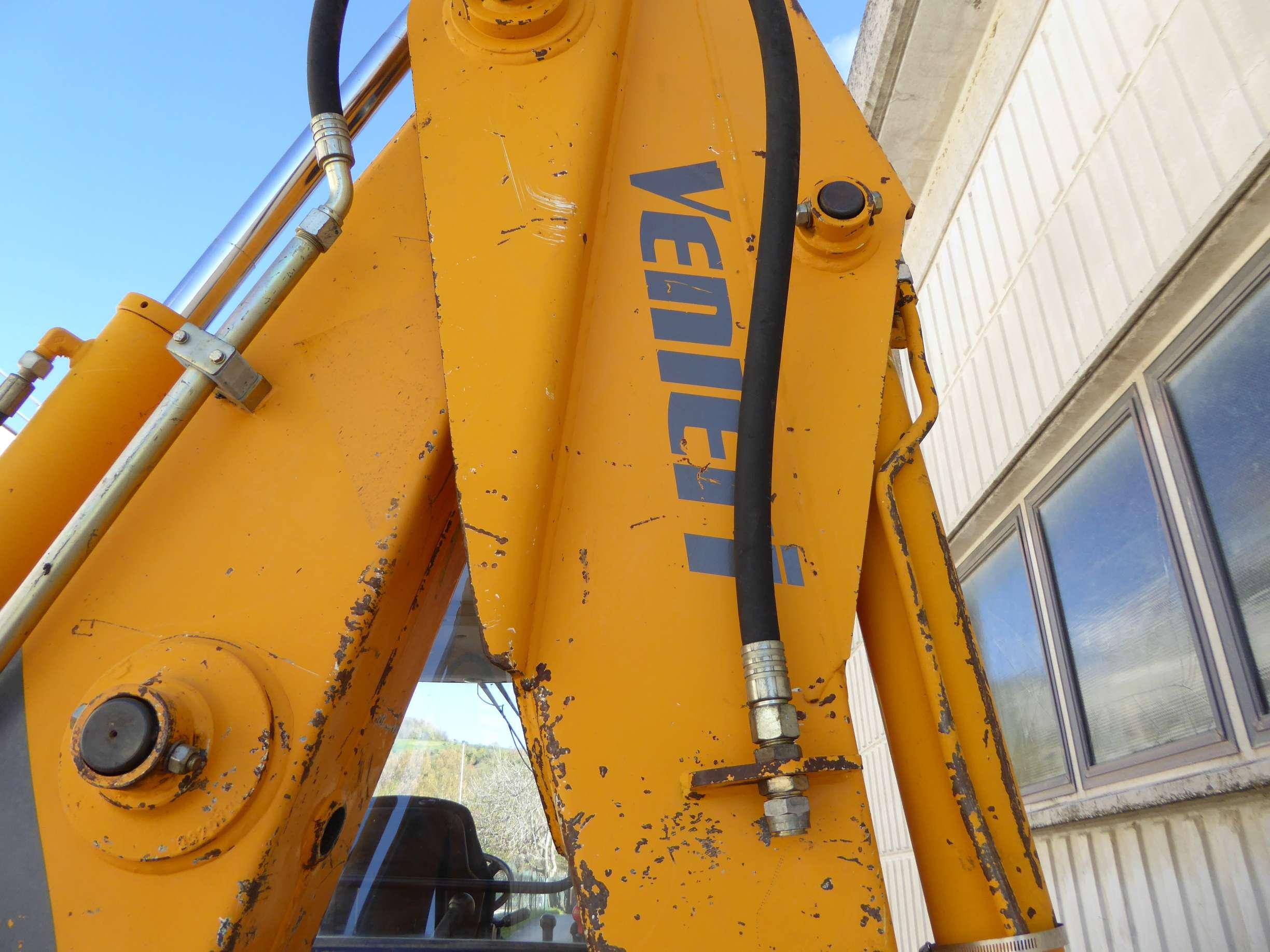 Venieri VF 8.23 D | Backhoe loader | Piccinini Macchine